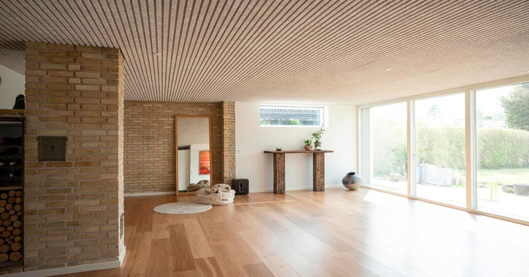 Gute Akustik und elegantes Design durch Deckenverkleidung